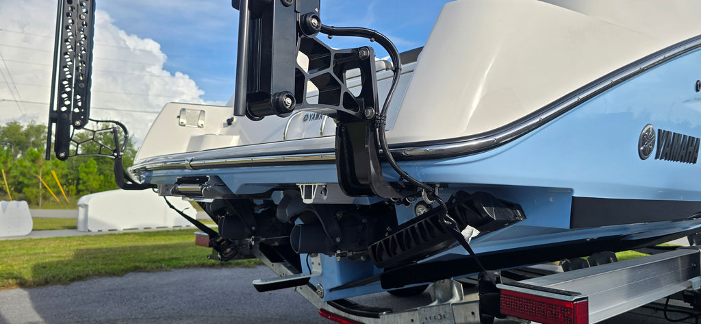 8' Raptor Shallow Water Anchor with Active Anchoring, Installed ...